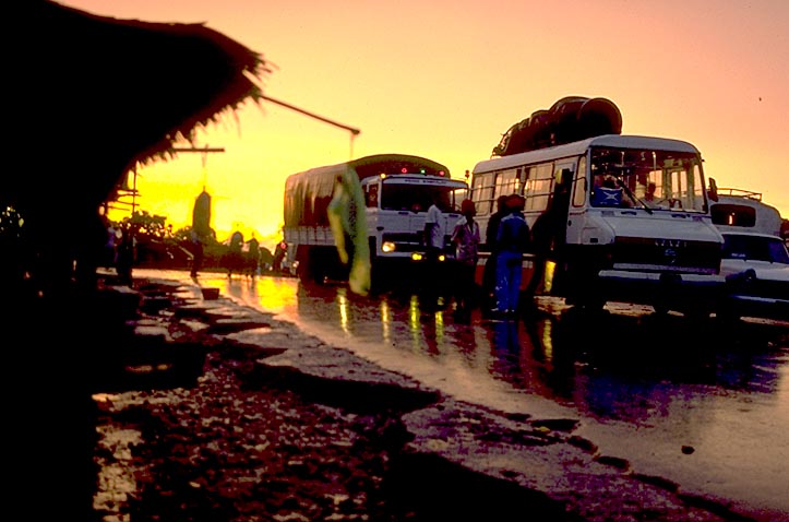 MBG: Madagascar Biodiversity and Conservation - Bus at dawn